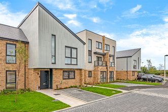 Houses in Station Road, Rainham Kent ME8 7QZ | Commercial