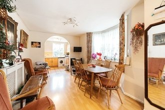 Apartment in Brook Drive, , SE11 | Acorn