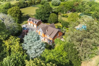 Properties for sale in London and Kent | Acorn