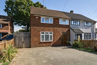 Properties for sale in London and Kent | Acorn