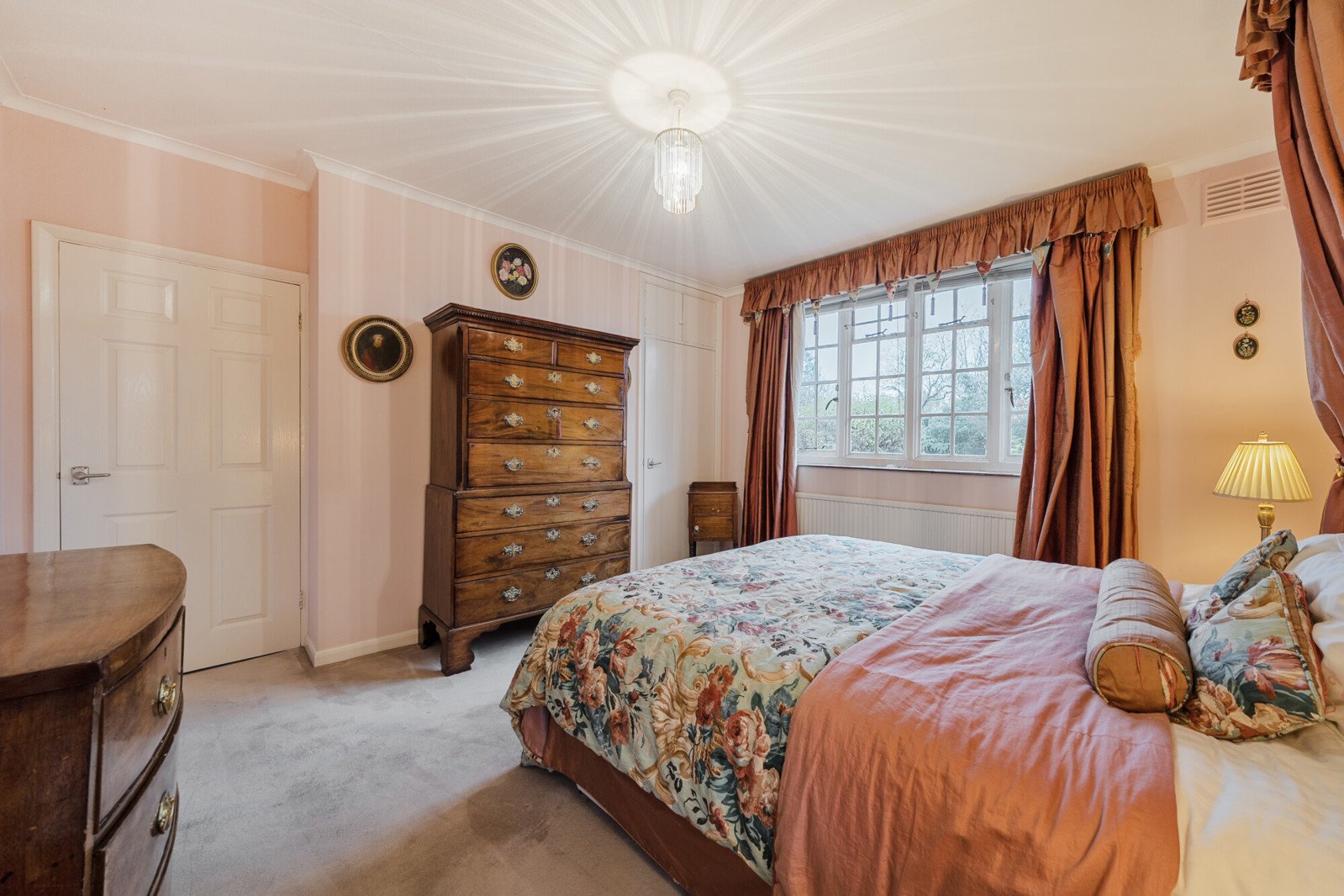 Detached House for sale in Lock Chase, , SE3 | John Payne