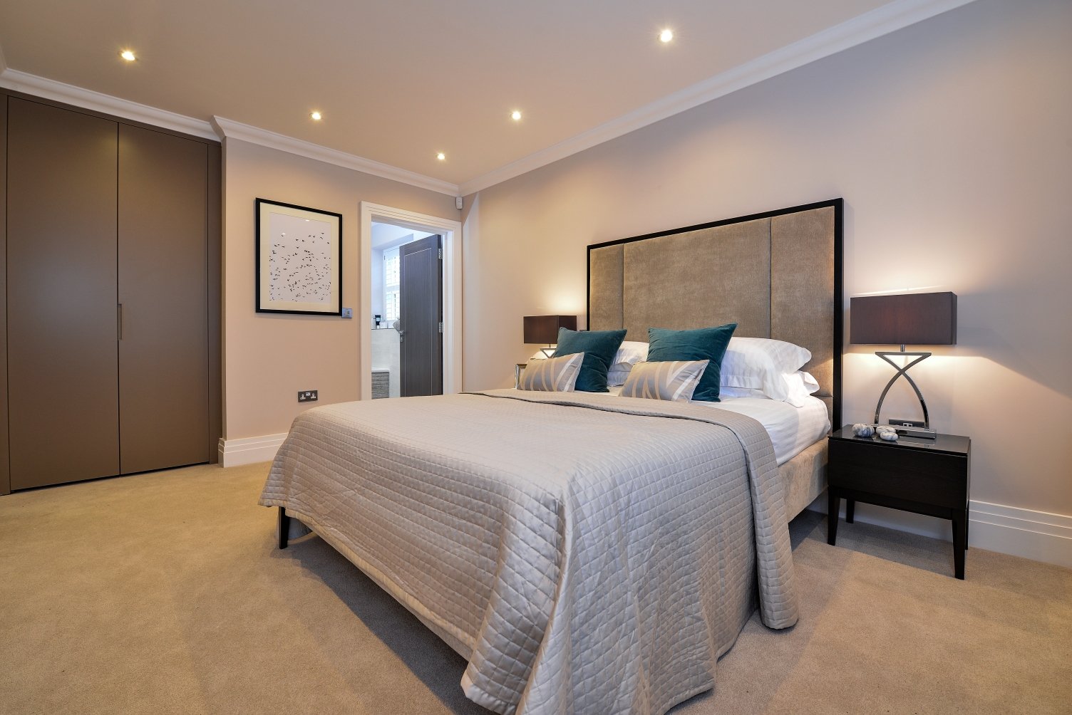 Flat to rent in Park Avenue, Bromley, , BR1 | Langford Russell